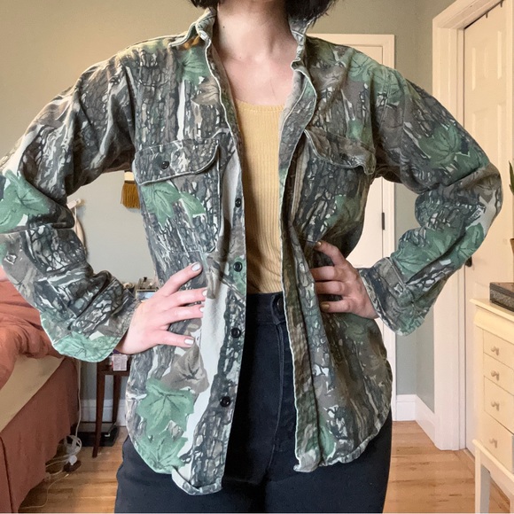 Winchester | Jackets & Coats | Cool Vintage Camouflage Thick Jacket ...